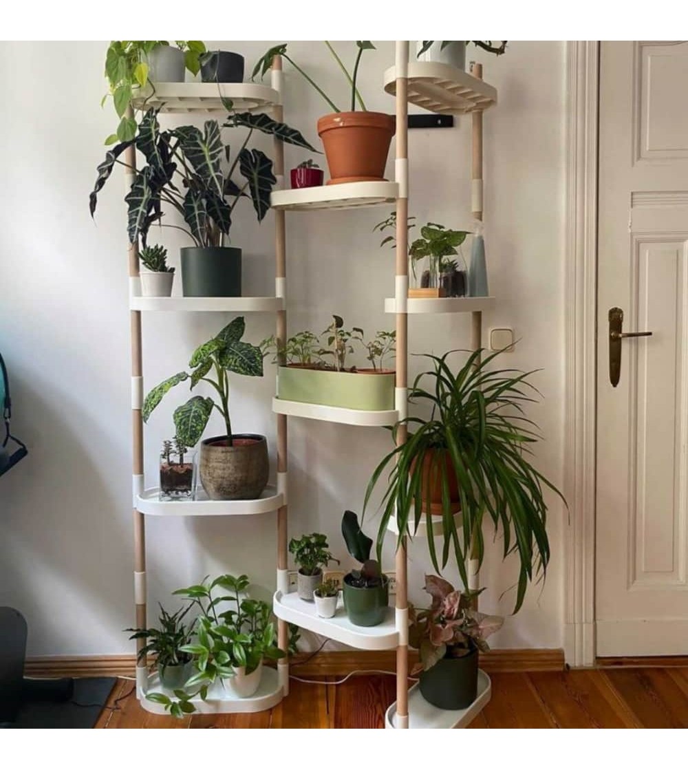 Plant shelves with self-watering CitySens